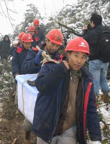 赣西灾区萍乡冰雪春节的一组暖镜头