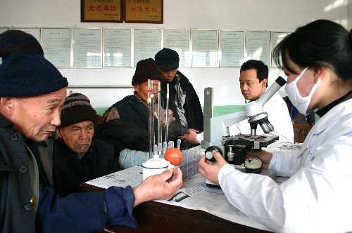 为孤寡老人免费体检